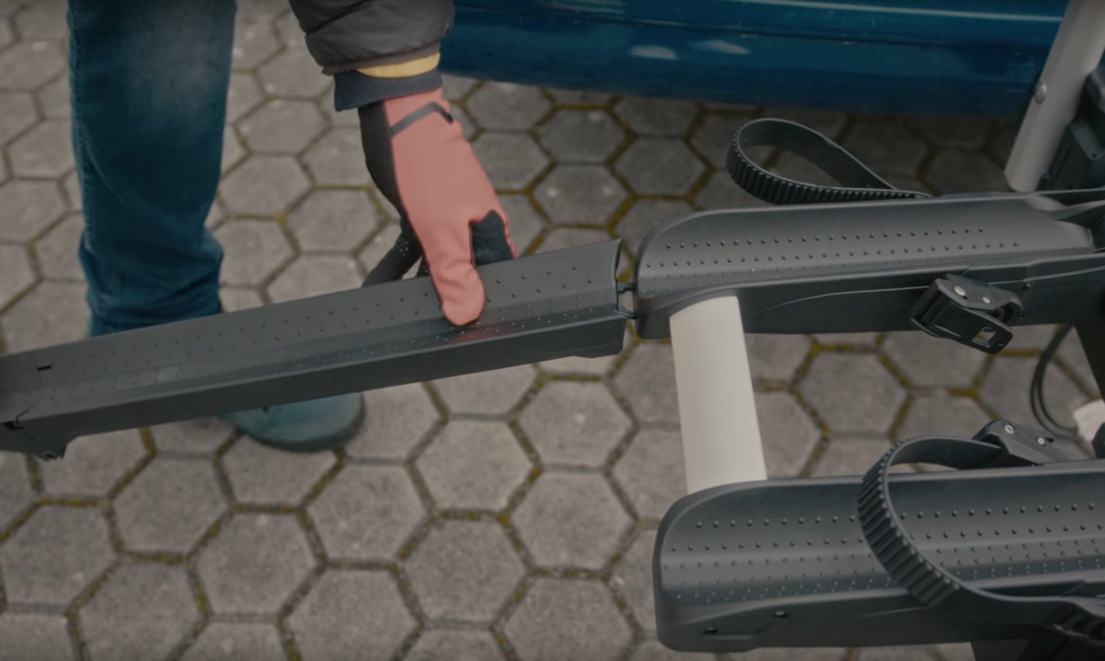 Uebler Auf- und Überfahrschiene inkl. Transporttasche – komfortable Auffahrrampe für Uebler ...